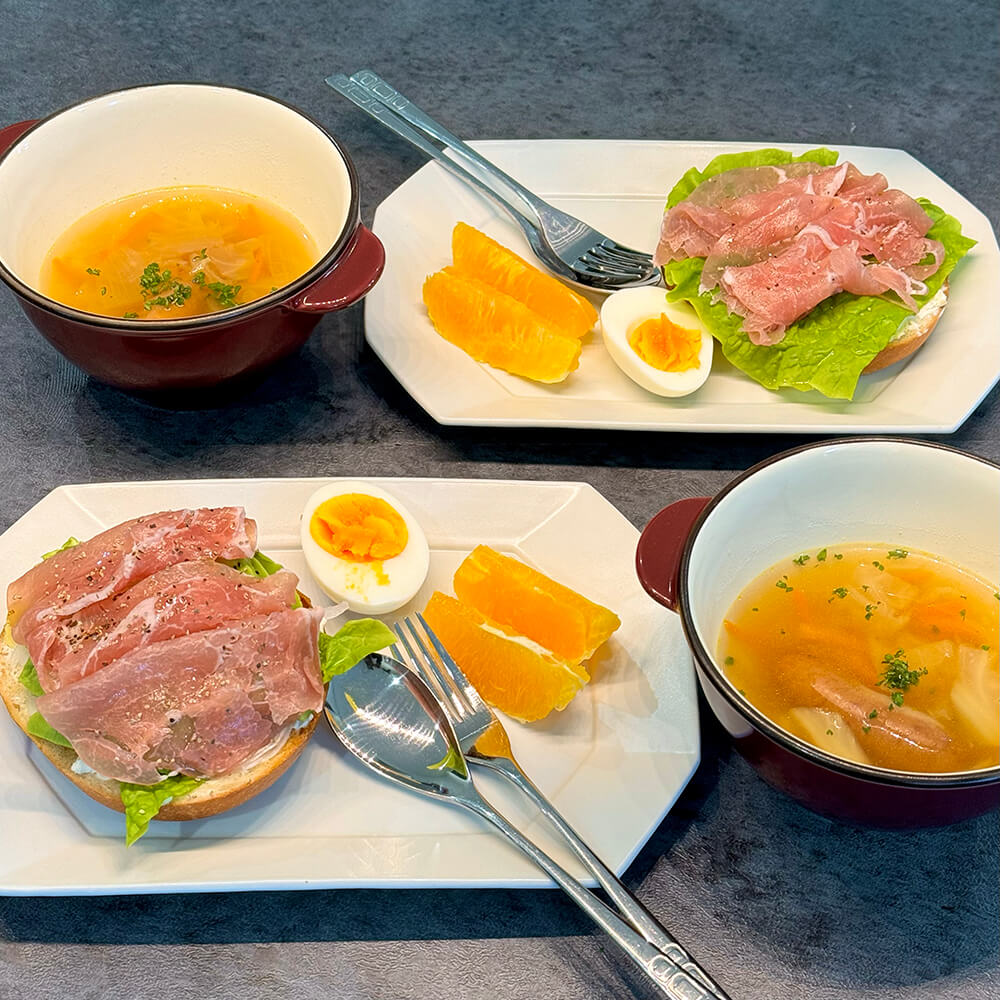 波佐見のeiho-porcelain「角プレートL」に盛り付けると映える！おしゃれでワンプレートにも活躍するサイズ感 | Aya blog-猫 ...